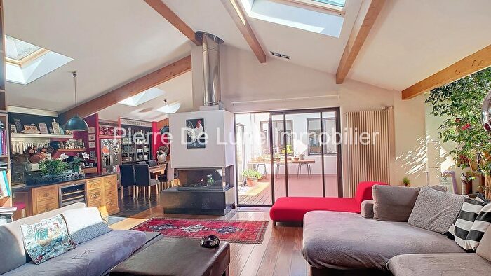 Maison à vendre - Caluire-et-Cuire, Vassieux, Crépieux - 6 pièces - 4 chambres