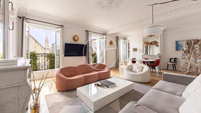 Appartement à louer - Paris e , Europe - 6 pièces - 4 chambres