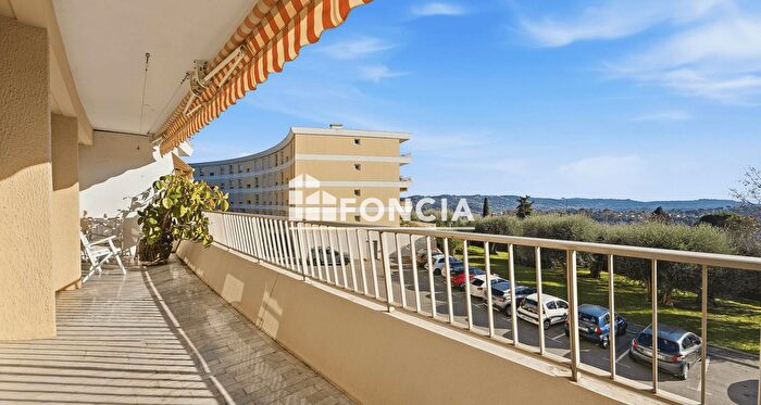 Appartement à vendre - Grasse, Saint-Claude - 5 pièces