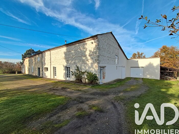 Maison à vendre - Layrac - 9 pièces - 4 chambres