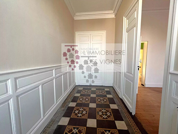 Castres-Gironde : Maison 8 pièces à vendre