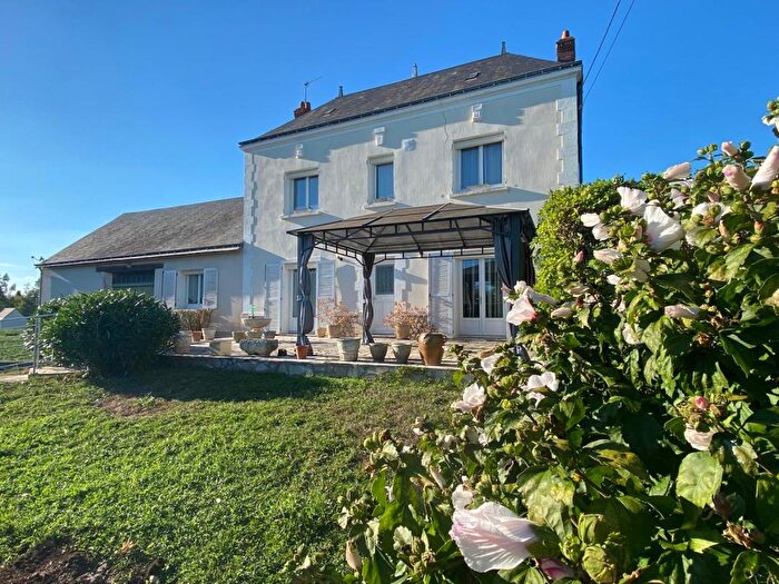 Maison 6 pièces à Savonnières, à vendre