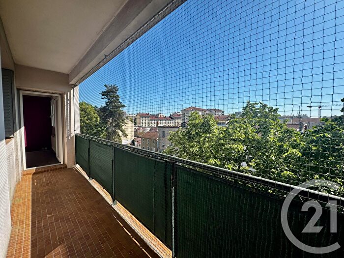 Villeurbanne, Perrallière - Appartement 5 pièces à vendre