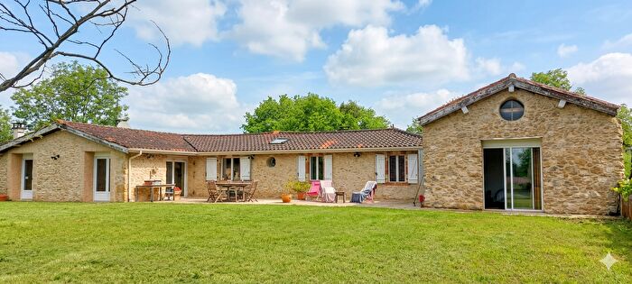 Maison 6 pièces à Pavie, à vendre