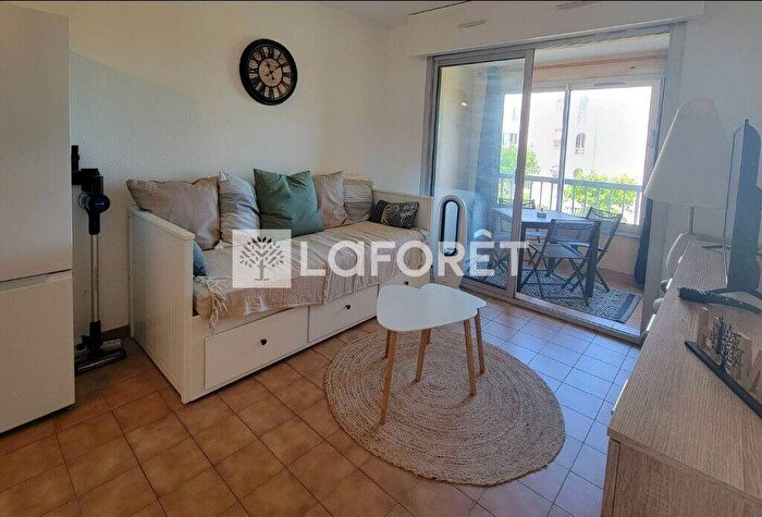 Appartement à louer - Centre Ville, Fréjus - 2 pièces - 1 chambre