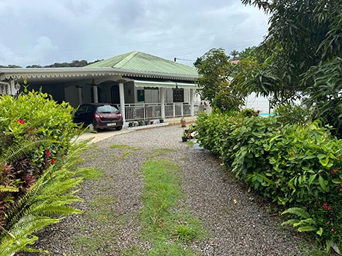 Maison 4 pièces à Remire-Montjoly, à vendre