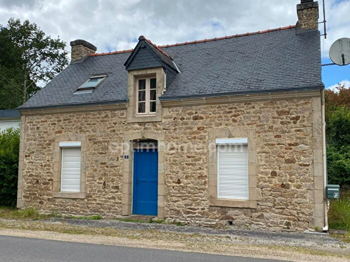 Lanvénégen - Maison 3 pièces à vendre