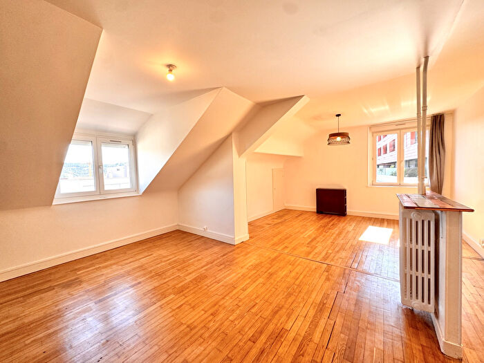 Besançon, Saint-Claude, Torcols, Chailluz : Appartement 4 pièces à louer