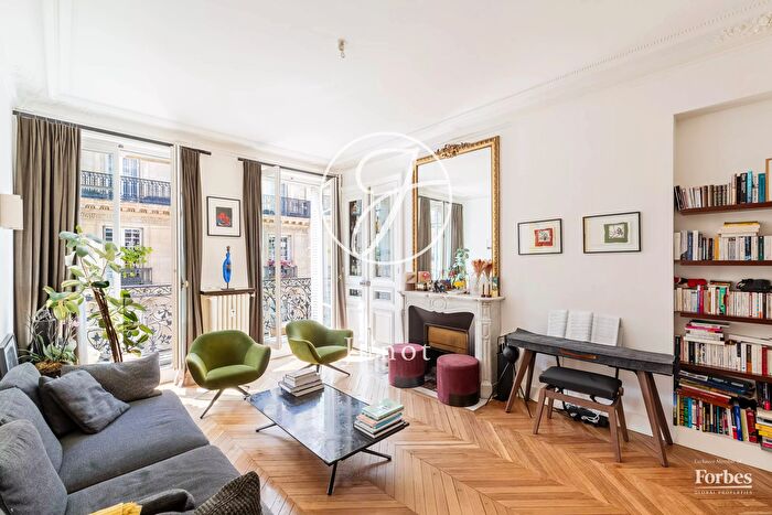 Appartement 3 pièces à vendre à Paris 8ème, Europe