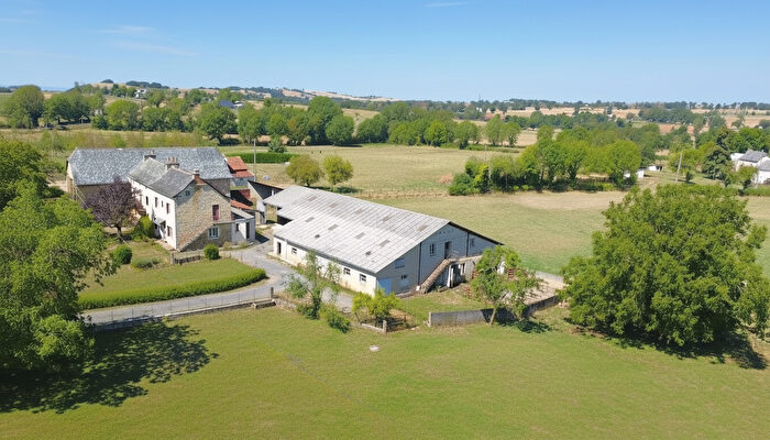 Saint-Félix-de-Lunel : Maison 10 pièces à vendre