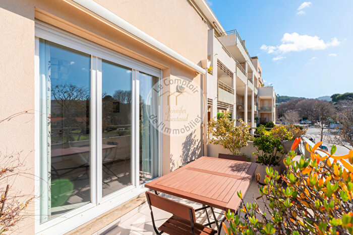 Appartement à vendre - Marseille e , Mazargues - 3 pièces - 2 chambres