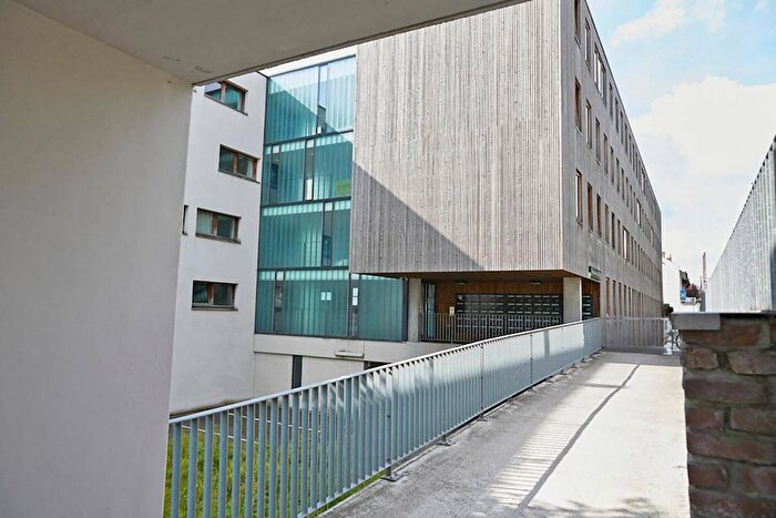 Appartement à louer - Edouard Vaillant-Vauban-Barbieux, Roubaix - 1 pièce