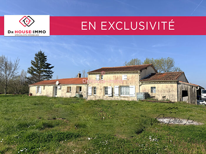 Maison 5 pièces à vendre à Le Poiré-sur-Velluire