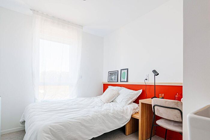 Appartement à louer - Naudet, Gradignan - 1 pièce