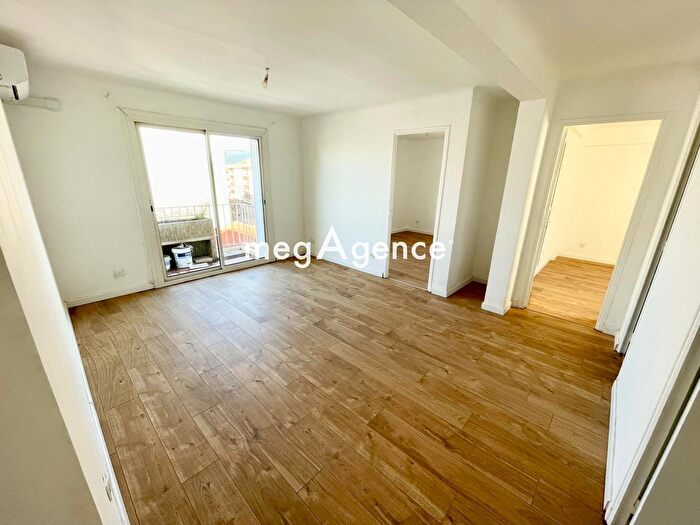 Appartement 3 pièces à vendre à Toulon, Saint-Roch