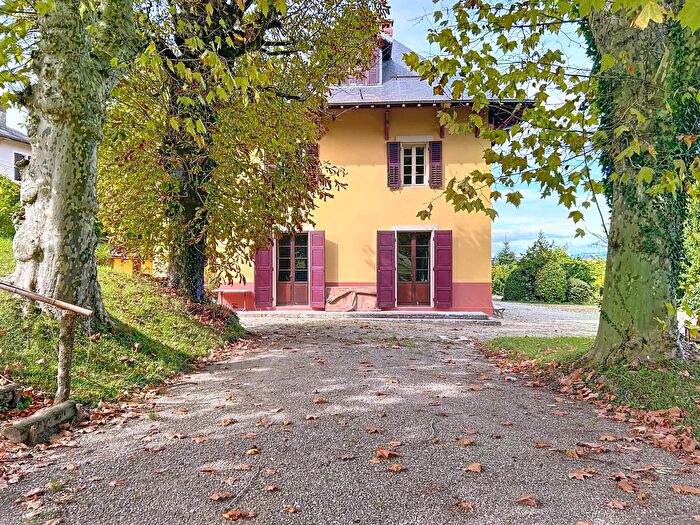 Maison à vendre - Chambéry, Bissy - 8 pièces - 8 chambres