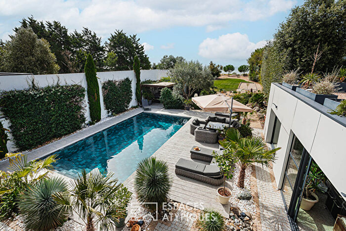 Maison à vendre - Angoulins - 17 pièces - 11 chambres