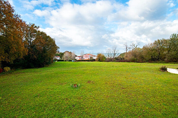 Maison à vendre - Urrugne - 8 pièces - 7 chambres