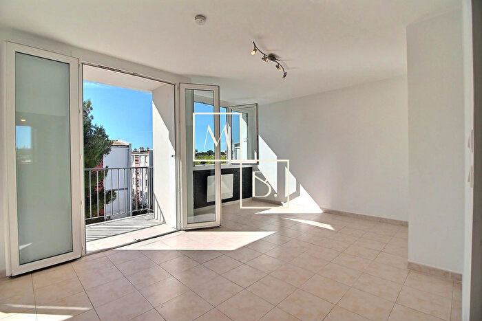 Montpellier, Estanove : Appartement 4 pièces à louer