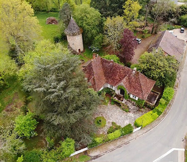 Maison à vendre - Belmont-Bretenoux - 10 pièces - 6 chambres