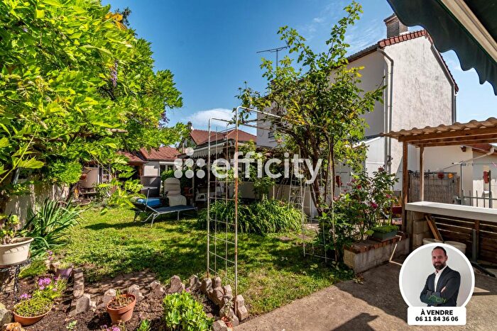 Villeneuve-le-Roi, Faisanderie - Maison 6 pièces à vendre