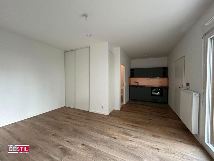 Pontoise, Saint-Martin : Appartement 1 pièce à vendre