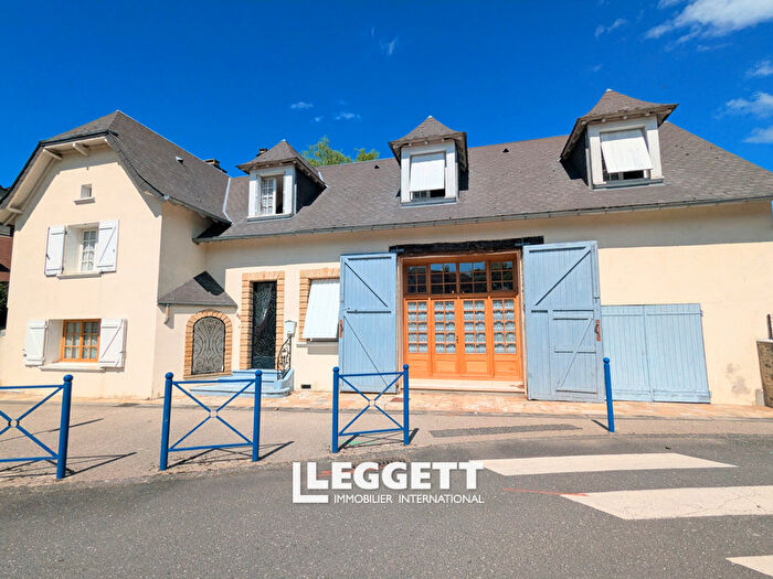 Maison à vendre - Arnac-Pompadour - 8 pièces - 5 chambres