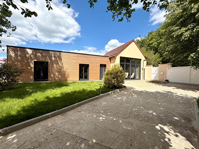 Nemours, Beauregard : Maison 5 pièces à vendre