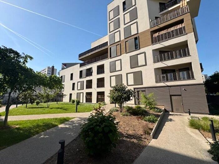 Appartement à louer - Cosmonautes, Saint-Denis - 2 pièces - 1 chambre