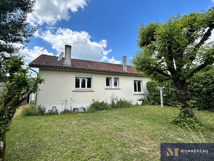 Maison à vendre - Baignes-Sainte-Radegonde - 4 pièces - 2 chambres