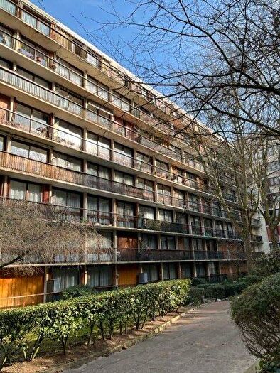 Appartement à louer - Parc Saint Cyr-Haut de Fontenay, Fontenay-le-Fleury - 3 pièces - 1 chambre