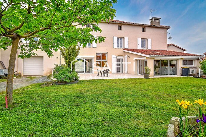 Maison 14 pièces à vendre à Montverdun