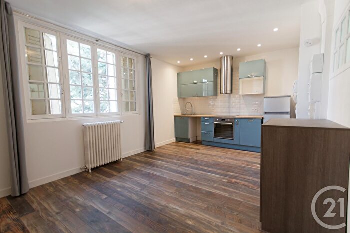 Colombes, Agent Sarre - Appartement 2 pièces à louer