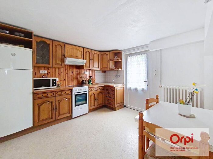 Appartement à louer - Les Iles-Buffon, Montluçon - 1 pièce