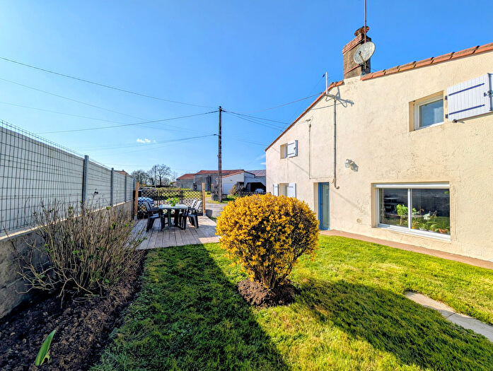 Maison à vendre - Les Herbiers - 5 pièces - 4 chambres