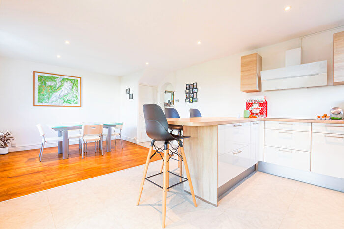 Maison à vendre - Dijon, Drapeau, Maladière - 4 pièces - 2 chambres