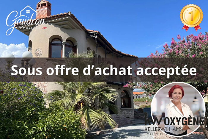 Maison à vendre - Prades - 8 pièces - 5 chambres