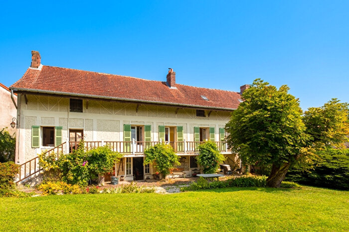 Montalet-le-Bois - Maison 8 pièces à vendre