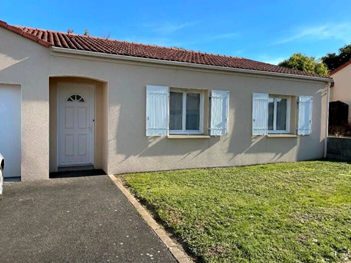 Maison 5 pièces à louer - Bégrolles-en-Mauges