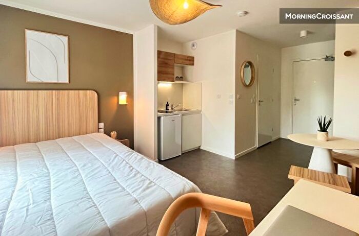 Appartement à louer - Villeneuve-dAscq, Pres, Flers Bourg, Château - 1 pièce