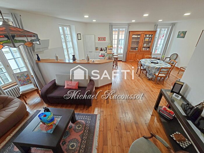 Appartement à vendre - Chalon-sur-Saône, Centre-ville - 5 pièces - 3 chambres