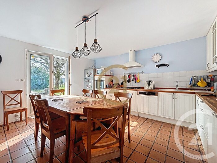 Maison à vendre - Roye - 9 pièces - 7 chambres