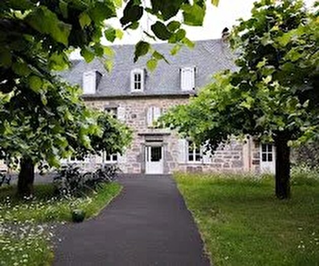 Maison à vendre - Aurillac - 7 chambres