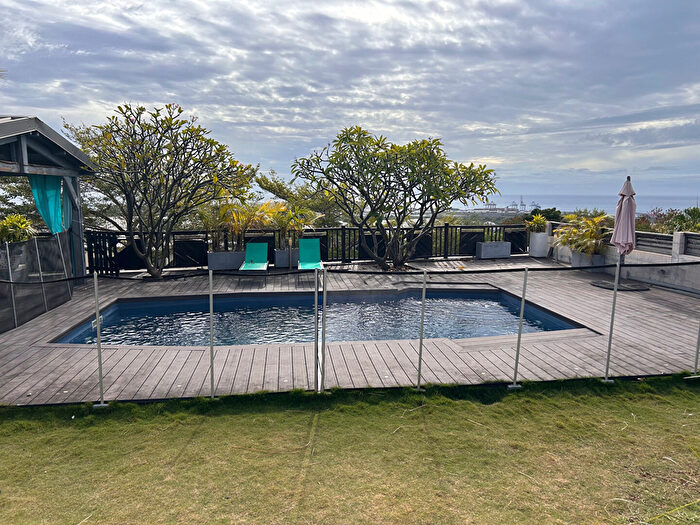 Maison à louer - La Possession, Rivière des Galets, Halte-Là, Moulin Joli, Fond de Bac - 5 pièces - 4 chambres