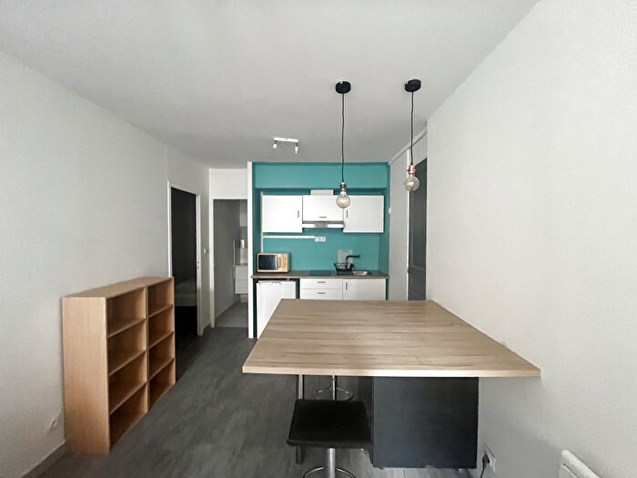 Nîmes, Gambetta - Appartement 2 pièces à louer