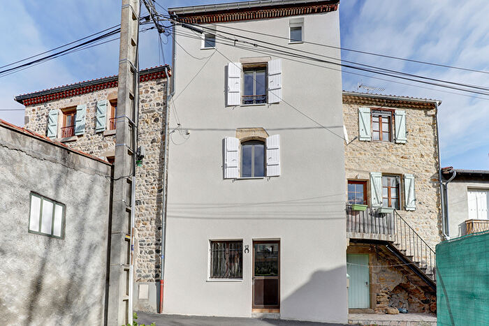 Maison à vendre - Chanonat - 5 pièces - 3 chambres