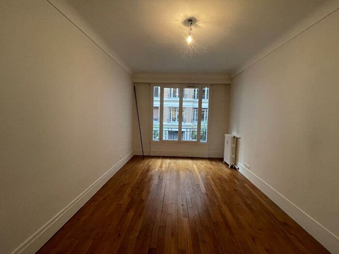 Appartement à louer - Auteuil Sud, Paris ème arrondissement - 3 pièces - 2 chambres