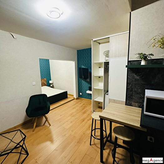 Appartement 1 pièce à Valence, Centre-ville, à vendre