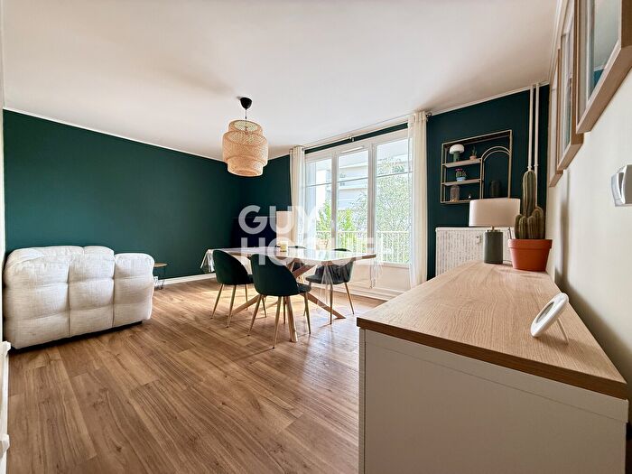 Reims, Barbâtre : Appartement 3 pièces à vendre