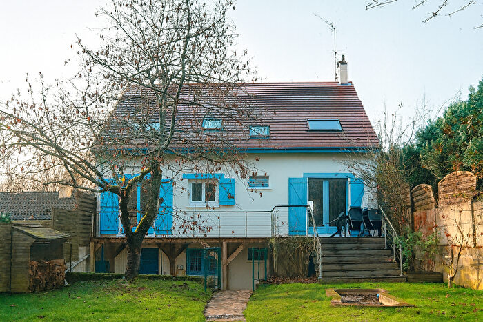 Maison à vendre - Jouars-Pontchartrain - 8 pièces - 6 chambres